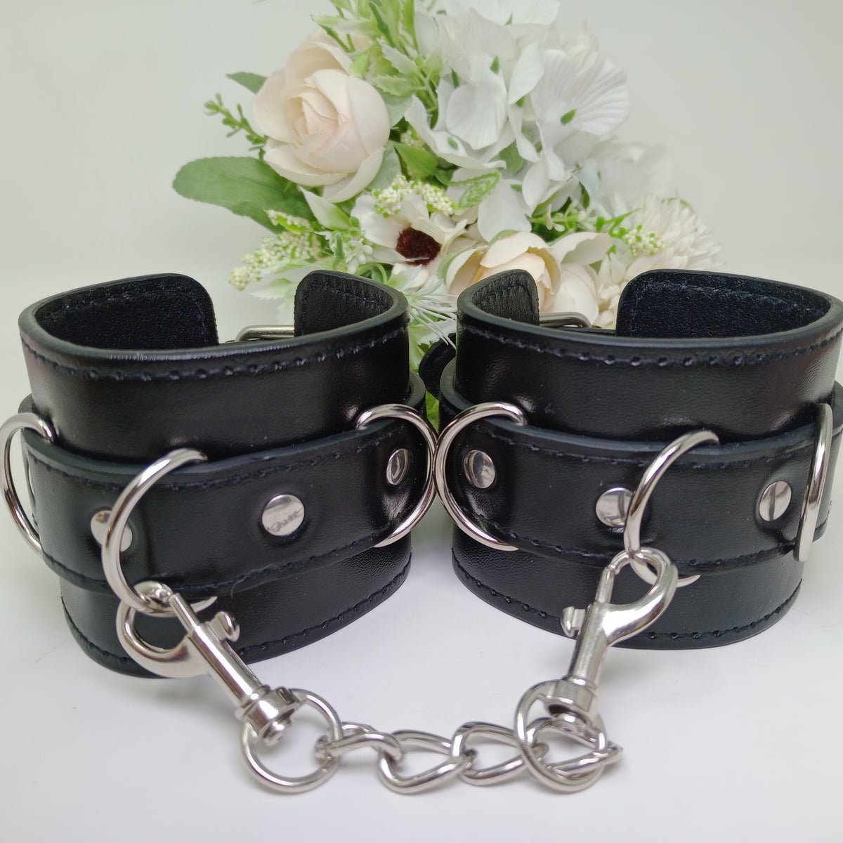 Single Buckle Cuffs – Vixen's Lair